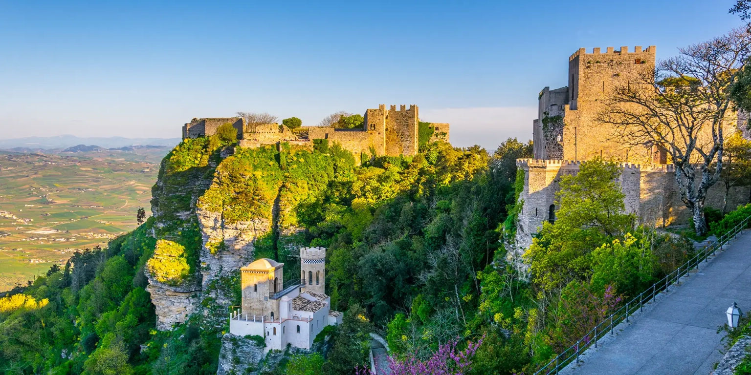 Erice: discover the Mount during your holidays in Trapani La Gancia